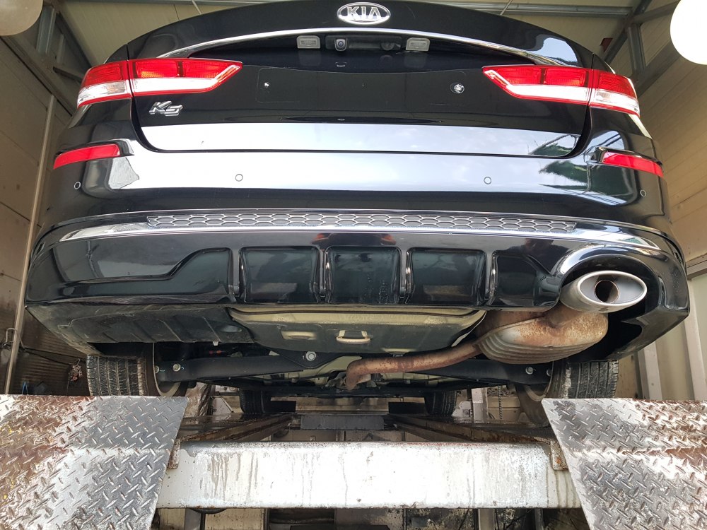 Kia K5 | CARSBG11